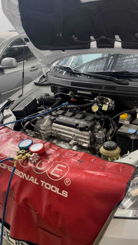 Avtokonditsionerga tetron markali freon quyamiz.