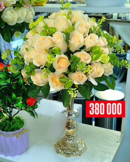 Dekor gullar,stol uchun
