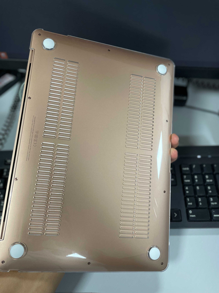 MacBook Air M1 8/256 янги