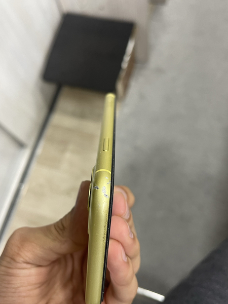 Iphone 11 xolati yaxshi