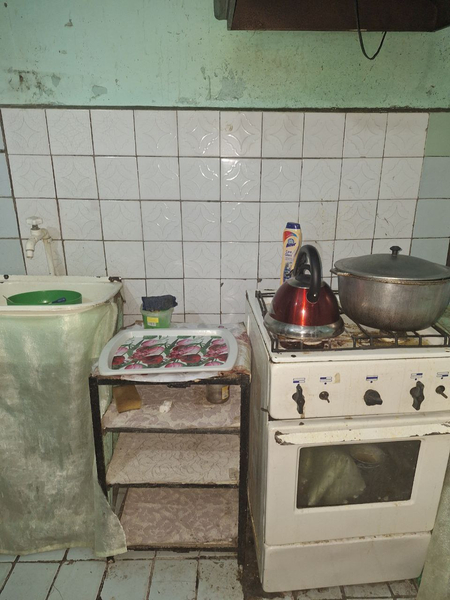 Ижарага 3 хонали уй