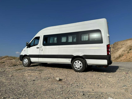 jac sunray oilaviy mashina