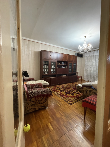 Срочно продам 3/3/4 на Авиасозлар