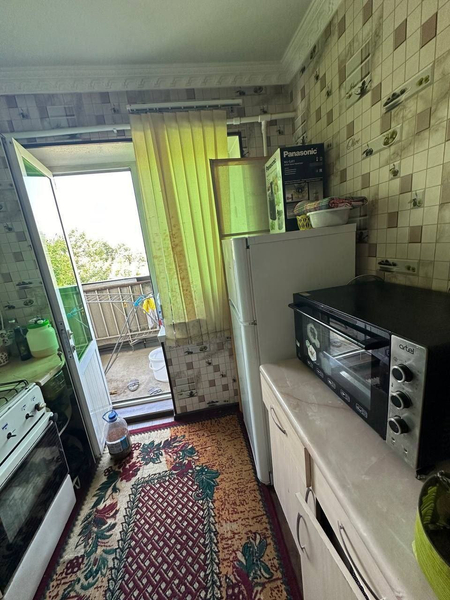 Продам 2 ком квартиру возле ЭКО базар (Буз-2)