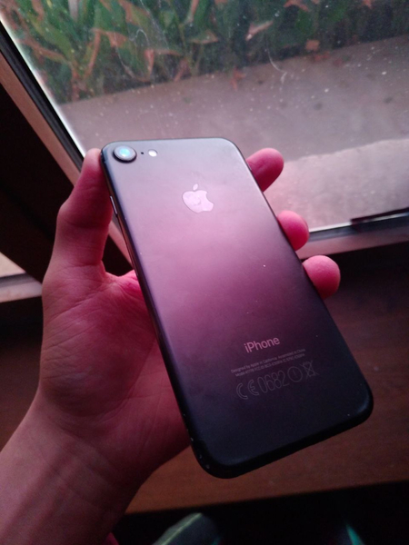 iphone 7   128gb matviy qora