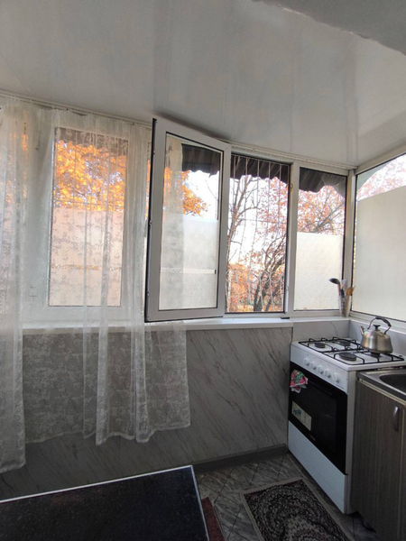 Продам каартиру 1/5/5 на массиве Ялангач ,Чимган ,Эко базар