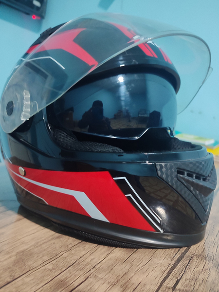 Skuter va mototsikl uchun shlem
