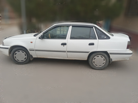 Nexia1 sotiladi 2001 yil