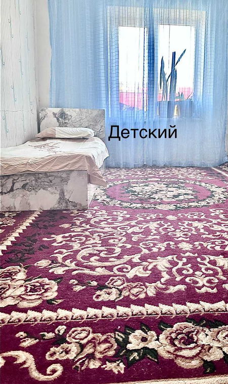 Gazalkent shahrida 3 xonali uy sotiladi