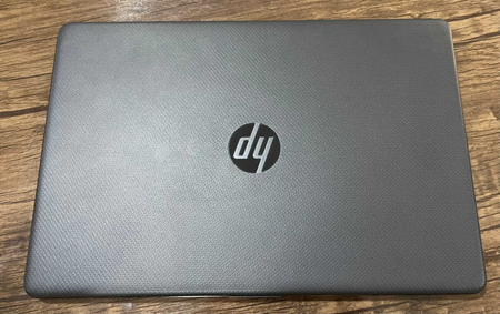 HP Laptop 15 noutbuk SOTILADI / ПРОДАЕТСЯ