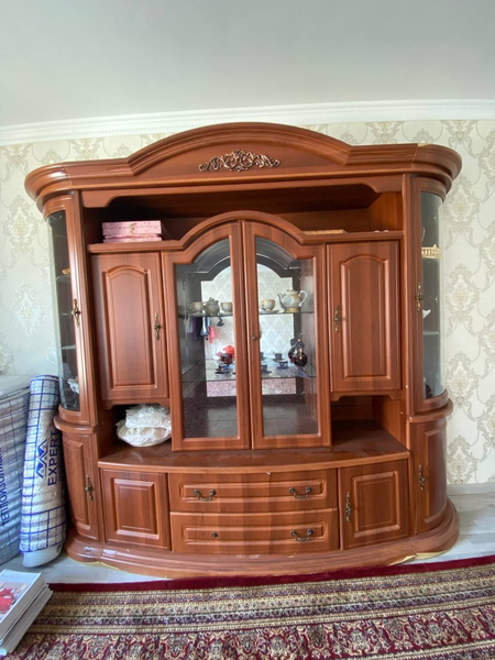 Mebel sotiladi , holati ideal
