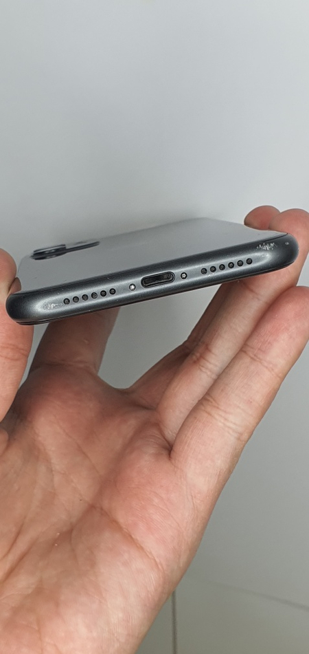 Iphone 11 64GB arzon