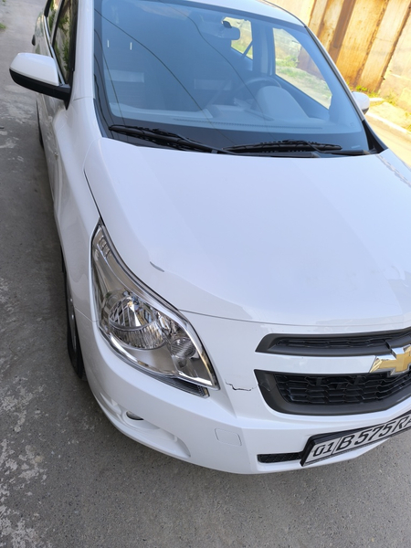 Cobalt автомашинаси сотилади
