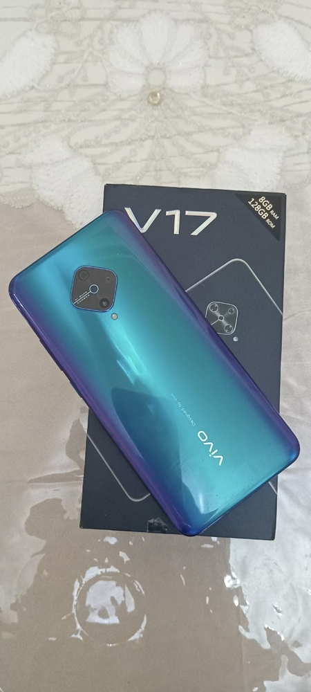 Srochno sotiladi ili obmen Vivo V 17 8/128 gb