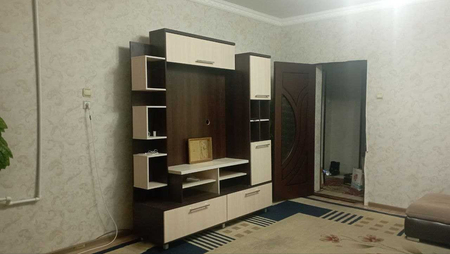 Жангох Ц15 продается 2х комнатная на 4 этаже,9 этажки с площадью 65м2