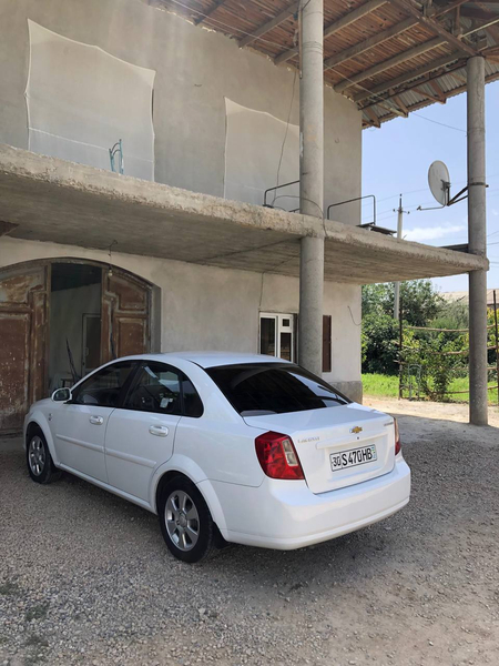 Chevrolet lacetti