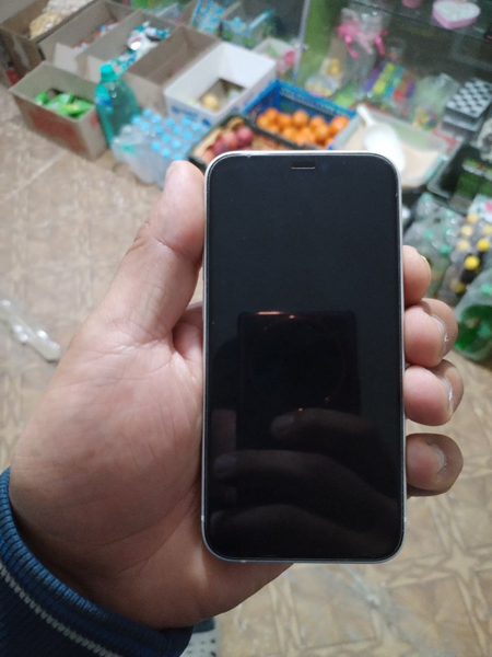 Iphone 12  minni
