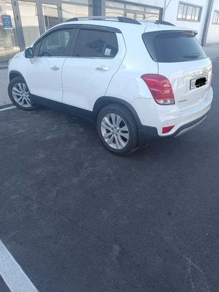 Продам своё авто Chevrolet Tracker 1