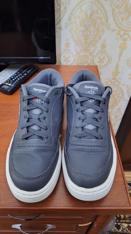 Кроссовки reebok оригинал 43 44