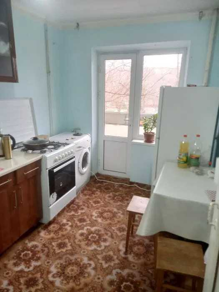 Ялангач 1/3/5 состояние среднее кирпичный дом с мебелью и техникой