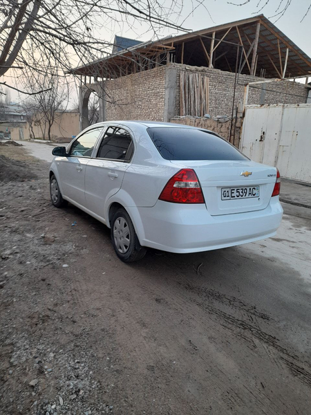Neksiya 3 sotiladi