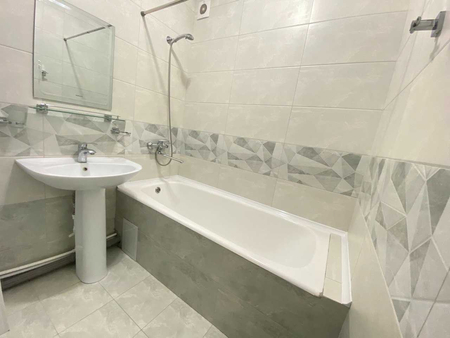 Аренда квартиры Массив Киет, Ц-5, метро Минор 2комн.9этаж,16этаж.дом