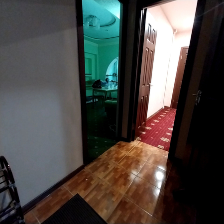 Qizlarga kvartira bor
