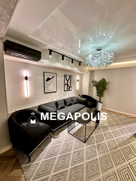 Продается ^ квартира 3/3/4 Ц-6 метро Минор