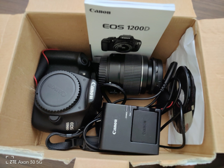 Canon EOS 1200D сотилади