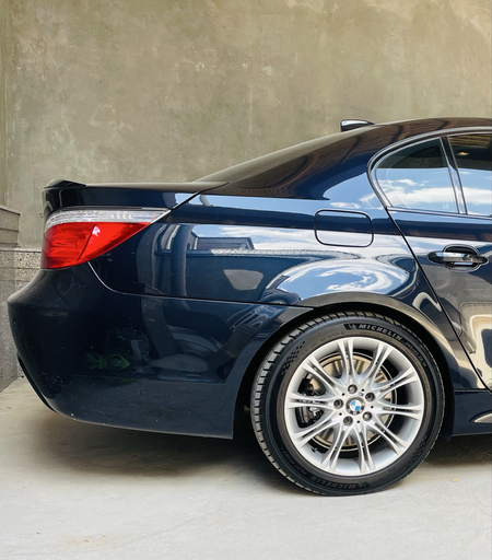 BMW e60 XI 2009 yil N52 b3.0 ideal xolatda 108.000 probek