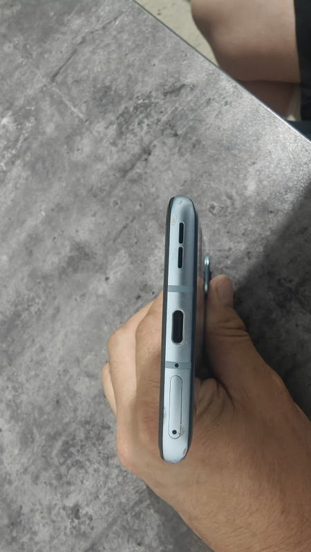 Продается OnePlus 9R , 8GB/256GB