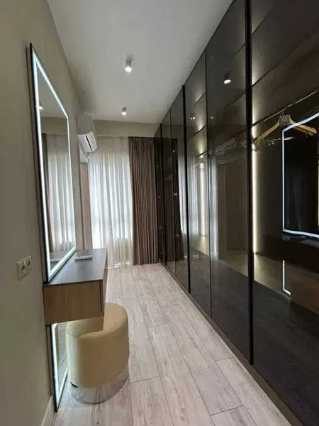 E816 GORGEOUS 2-room apartment in the CENTER of Tashkent/Grand Mir!!!