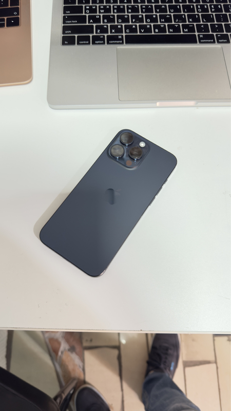 iPhone 15 Pro Max Blue 256GB Esim