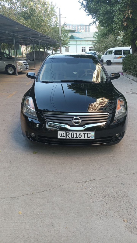 Nissan altima l32 sotiladi