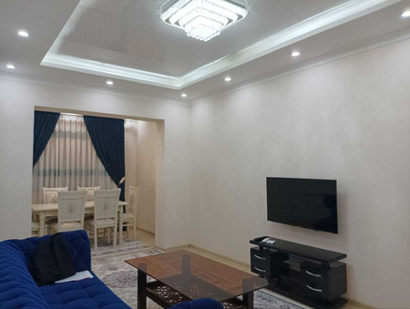 Срочно продается 2х комнатная на Юнусабаде 19 кв.(м999)