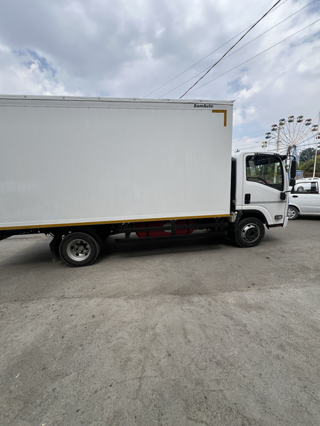 Isuzu sotiladi 2014 yil