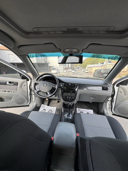 Chevrolet Jentra