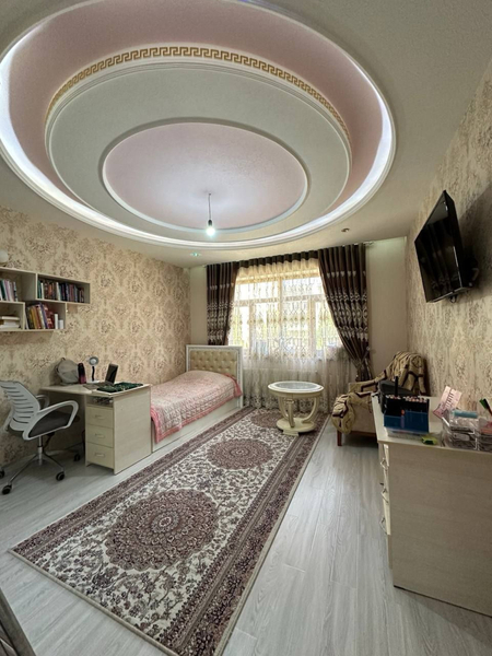 Продается 4 ком. Квартира на 2 этаже площадью 128 кв.м. В СамкочАвто