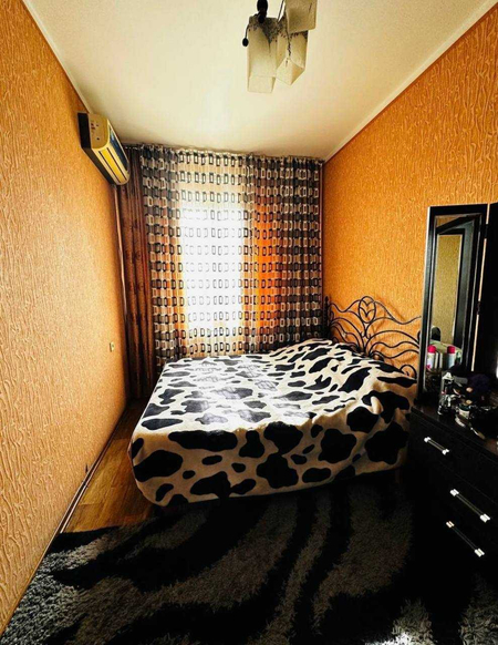 СРОЧНО !! Продается квартира в Яшнабаде 3/3/4 ( 64 кв/м ) Асалобод
