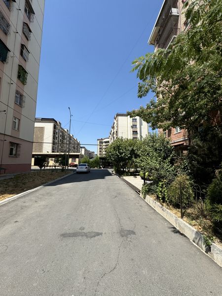 Срочно продам квартиру 3/5/9 Карасарай Узгазоил