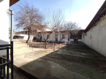 Qibray uy sotiladi, Oybek mahalla