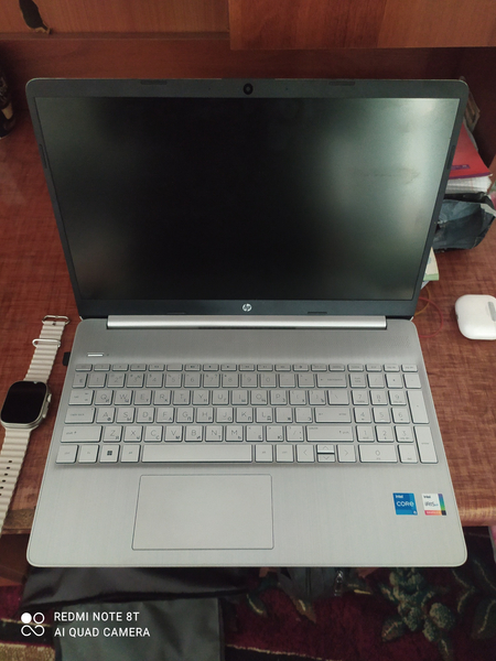 HP 256 hotira,8 operativ, 11 avlod 2023 yil. Yangi