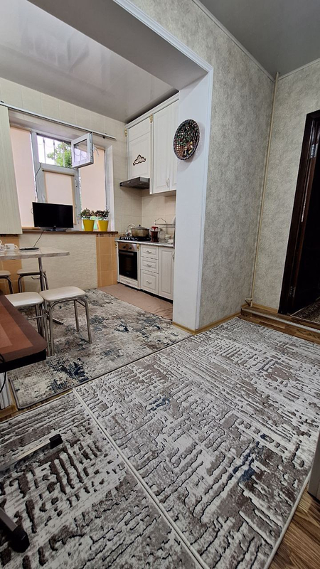 Продается 3/2/4 Карасу-1 с мебелью и техникой.