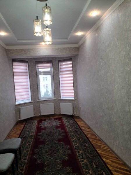 N.10679 Срочно!!! Продаётся 3х комнатная квартира