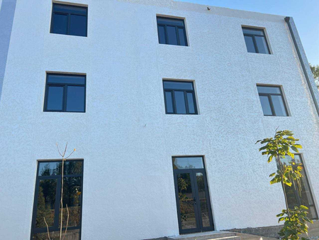 Здание Кушбеги 3-этажа 840 м² под гостиницу клинику учебный центр т.д