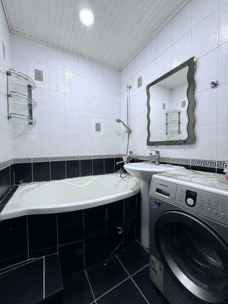 Продается квартира Юнусабад 7кв 2(3)/4/4