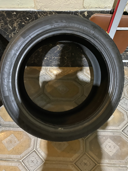 Продается шины 275/40 R20