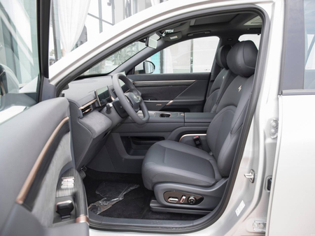 Dongfeng 008 Hybrid
