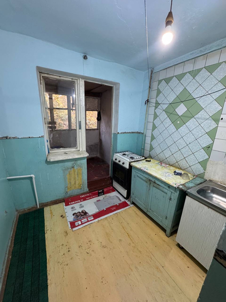 10микрарайоне 2х Новая планировка можно через банк Прадаётся