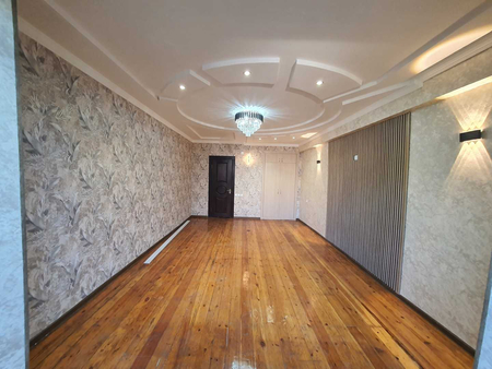 Юнусабад-2, 1/3/4 кирпич, с ремонтом, 36 м², дом галерейный